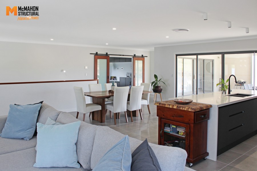 Vincent Place, Inverell