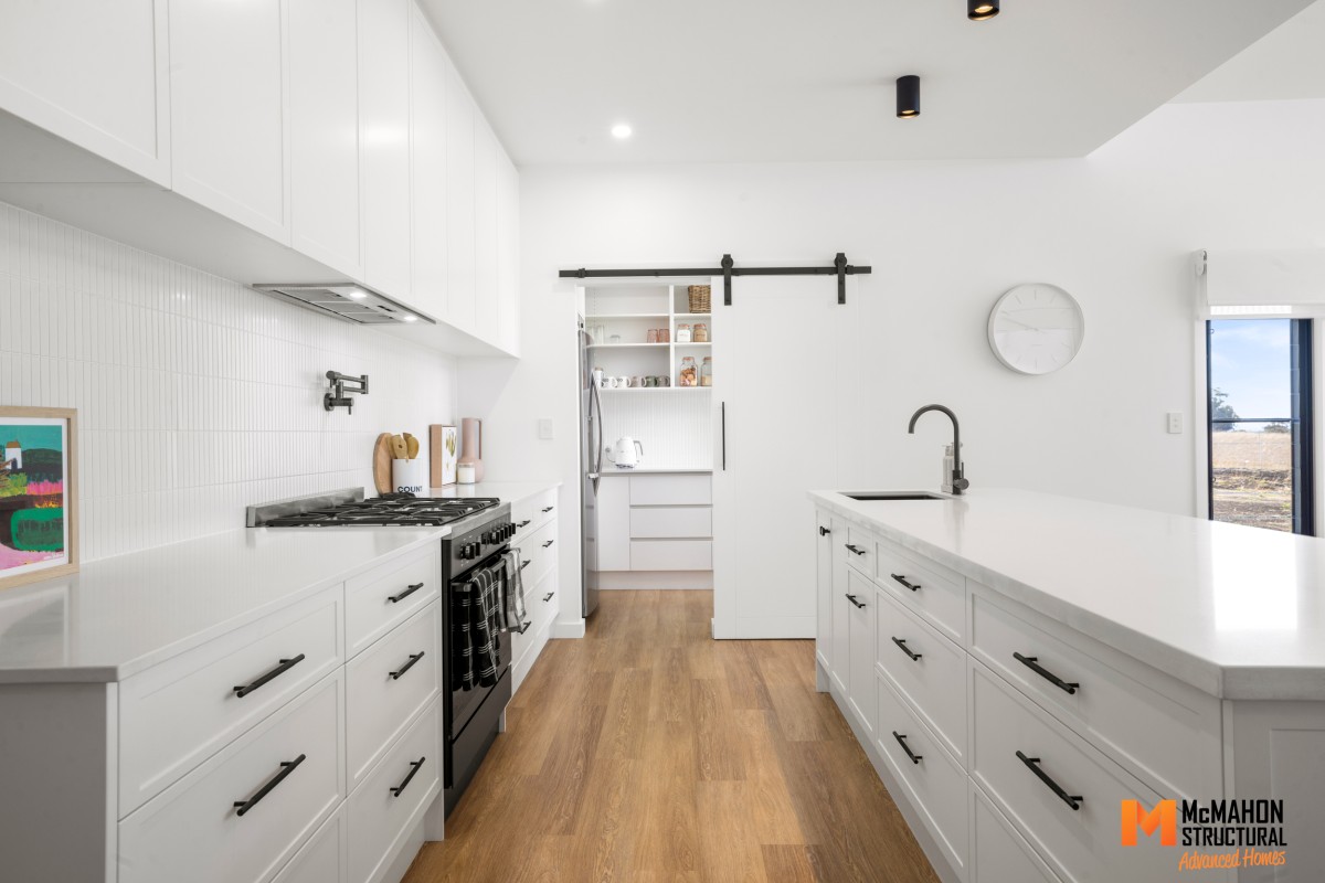 Yetman Road, Inverell NSW